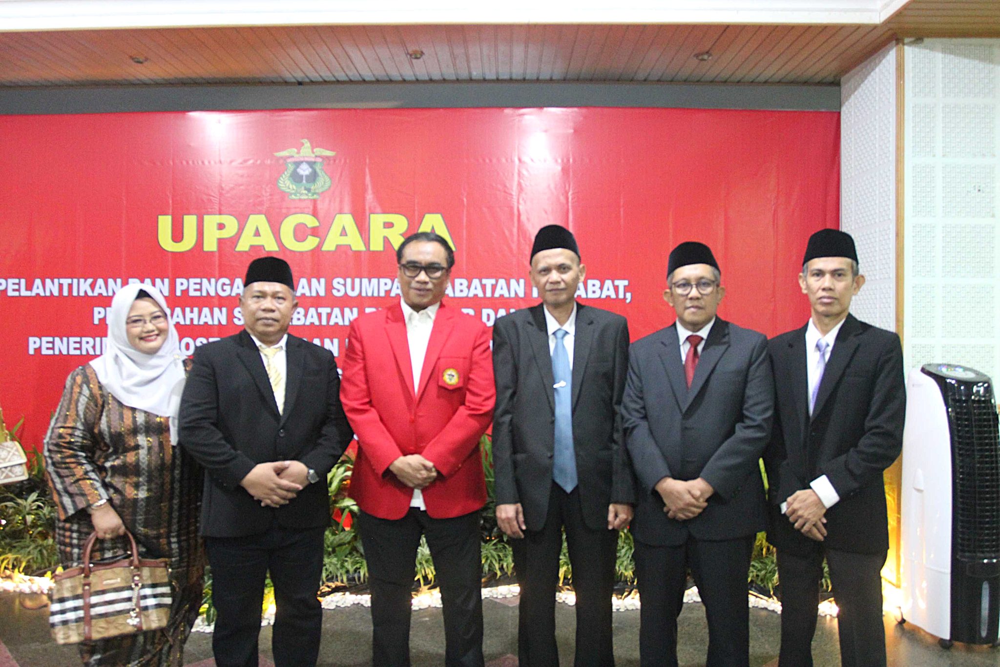 FEB UNHAS – Fakultas Ekonomi dan Bisnis Universitas Hasanuddin